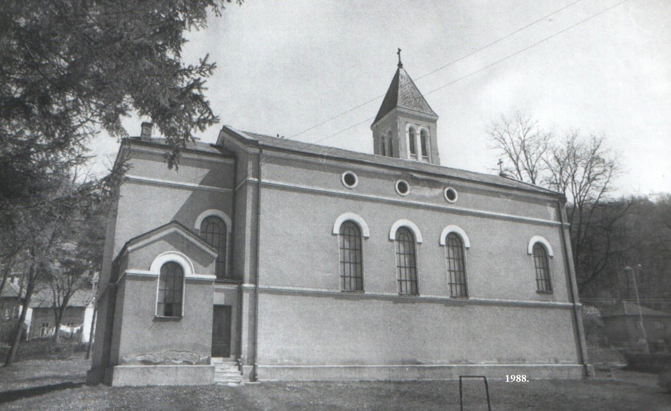 Crkva Sv. Ante Padovanskog sa župnom kućom u Lukavcu, graditeljska cjelina - Baština.ba - Zavod ...